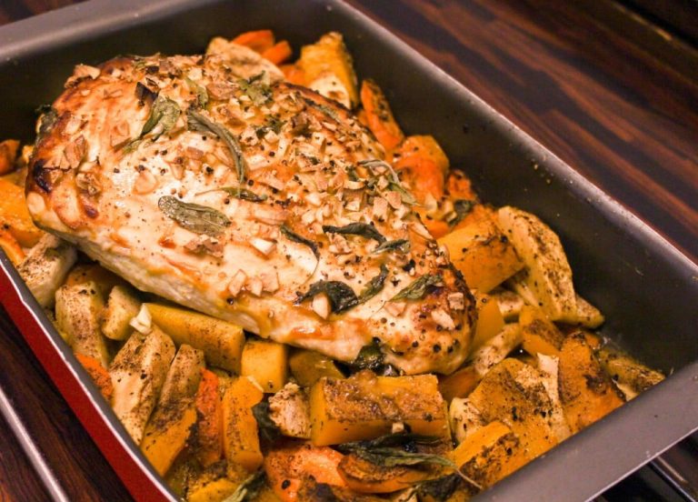 Kalkkunaa ja uunikasviksia - Katso resepti!